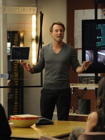 Breaking In renewed for season two