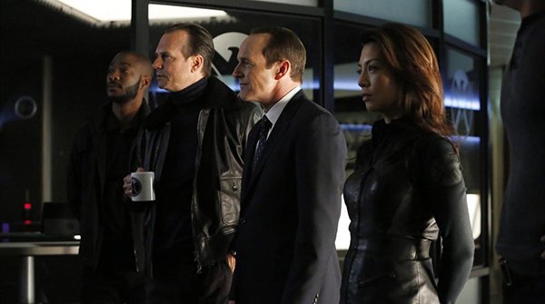 Ratings: Agents of SHIELD, Mindy Project, Growing Up Fisher, Trophy ...