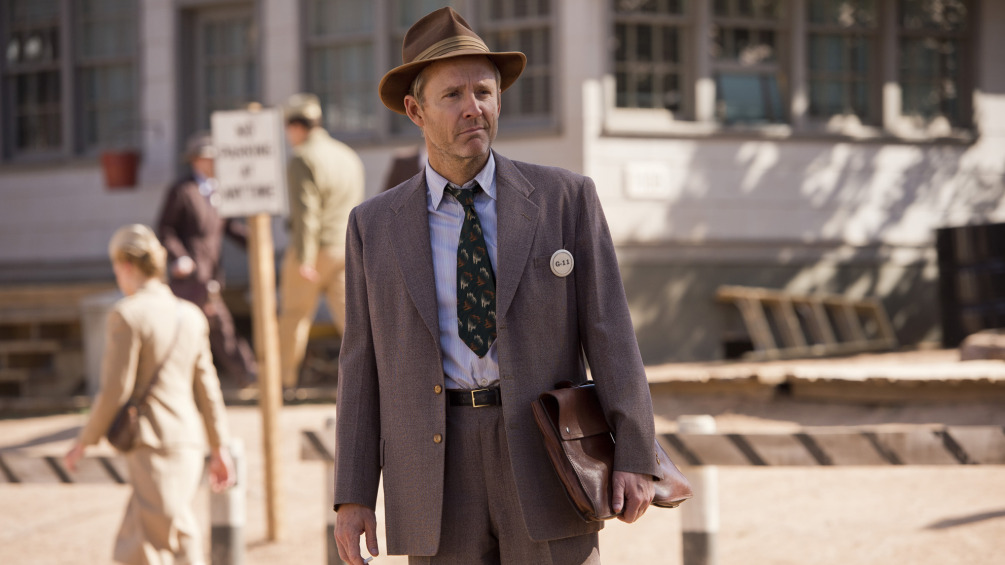 Manhattan TV show on WGN America: season 2