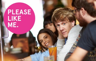 Please Like Me: Hulu to Stream First Two Seasons of Pivot Comedy Series ...