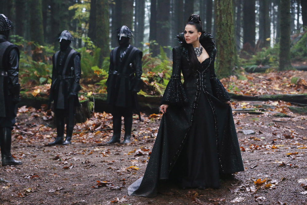 Once Upon a Time: Watch a 100th Episode Tease; Get Photos from ABC ...