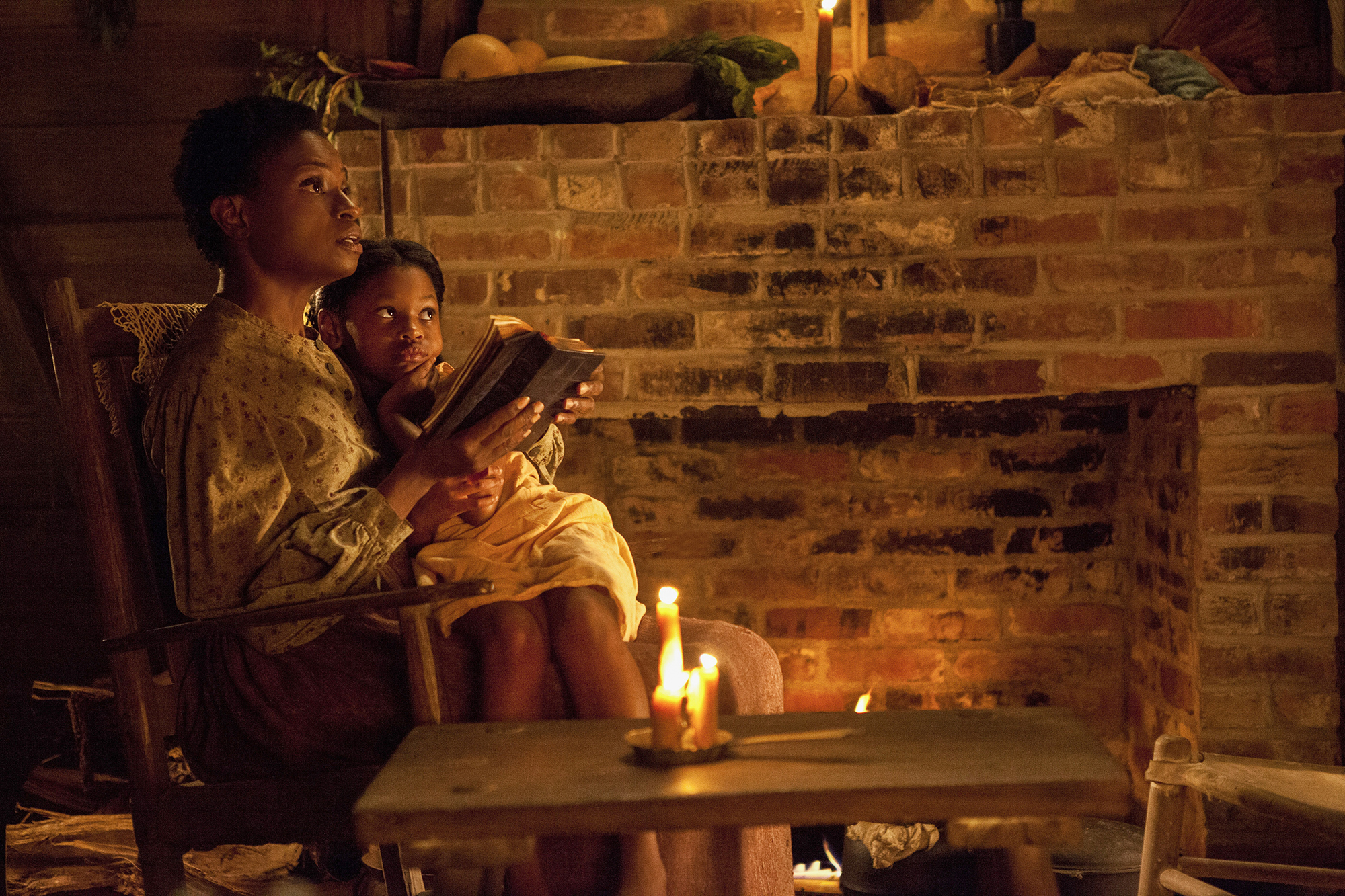 Underground: WGN Releases Episode and Set Photos - canceled + renewed ...