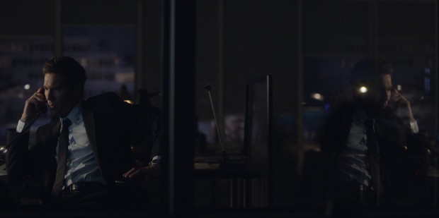 Travelers: Netflix Sci-Fi Series with Eric McCormack Begins Production ...