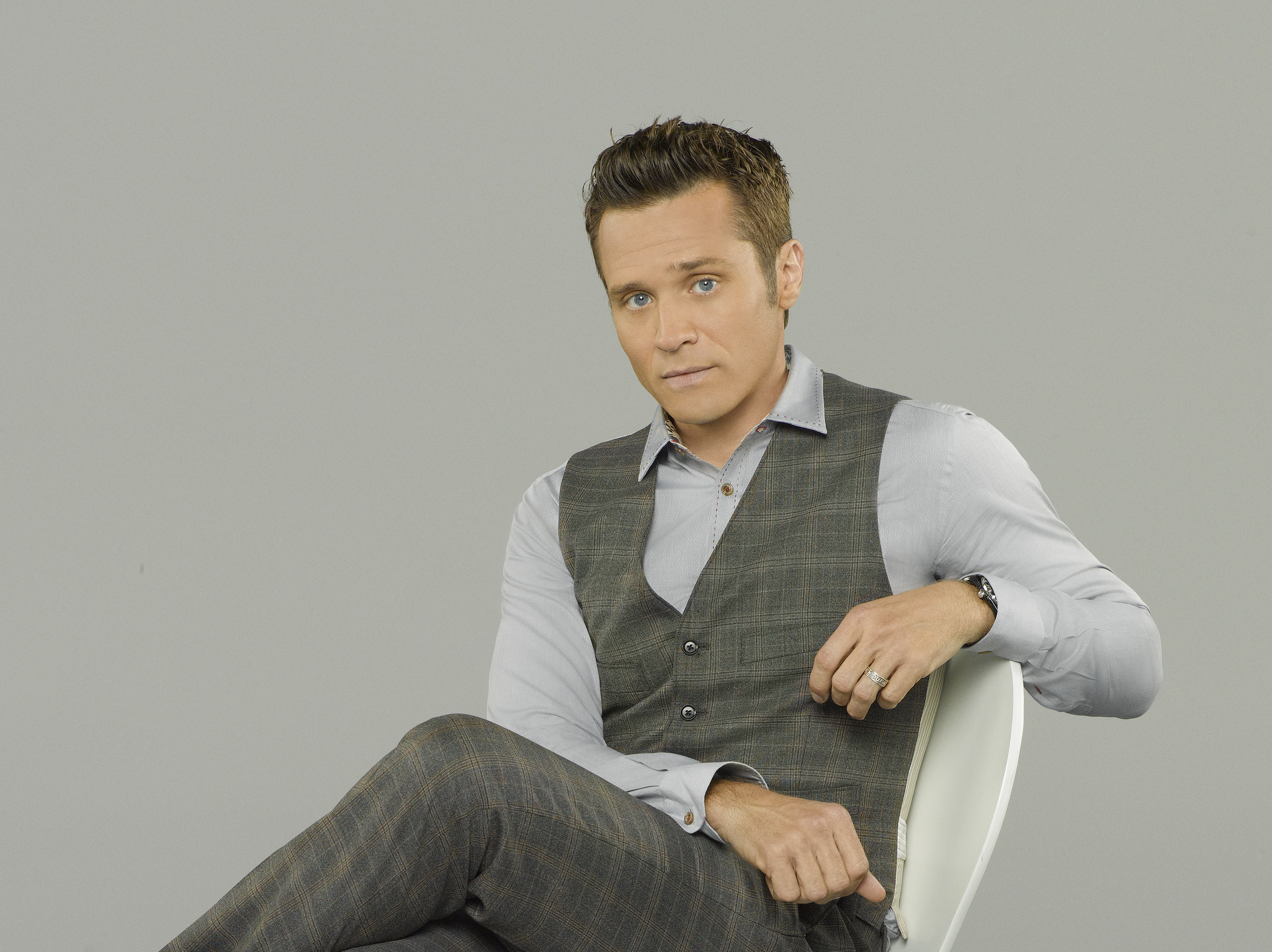 Castle: Seamus Dever, Supporting Cast Signed for Season Nine - canceled ...
