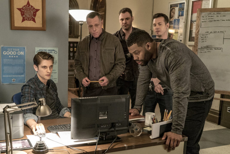 Wednesday TV Ratings: Chicago PD, Modern Family, Rosewood, Arrow ...