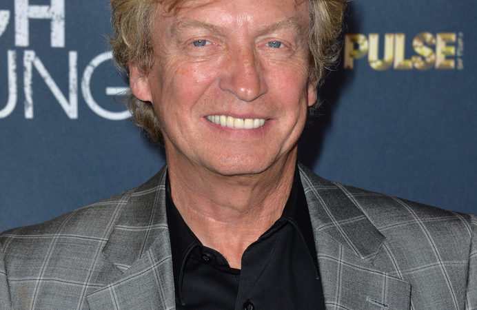 American Idol: Nigel Lythgoe Responds to Mariah Carey Comments ...