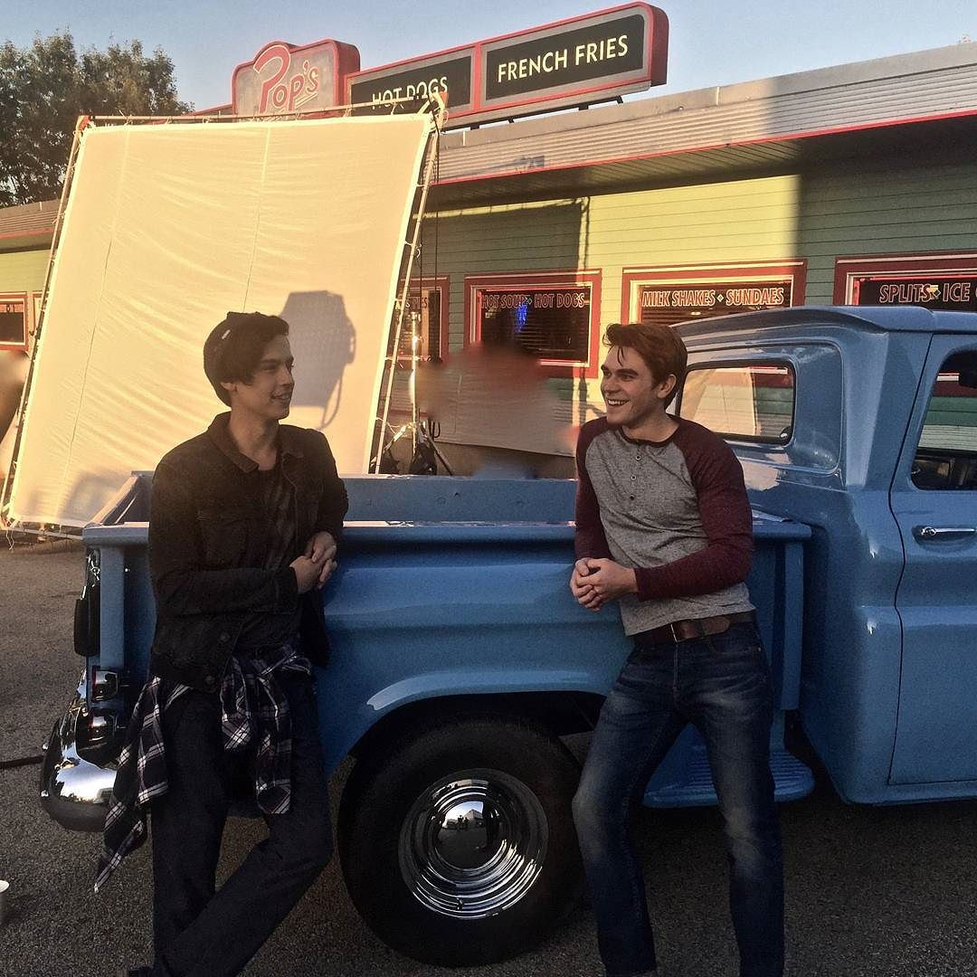 Riverdale: New Photos Released from the Set of the CW Series - canceled ...