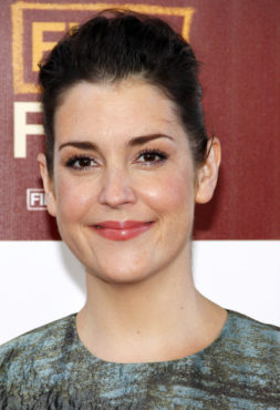 Castle Rock: Melanie Lynskey Joins Hulu Drama Series - canceled ...
