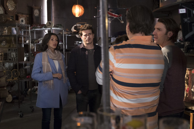 Reaper: Cancelled CW Series Stars Reprise Roles on ABC's Kevin ...