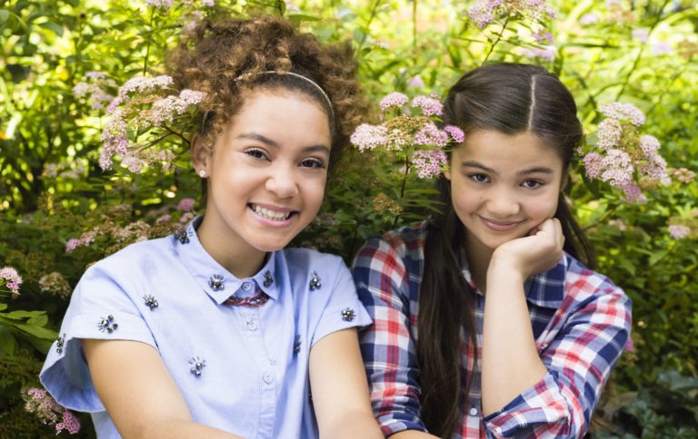 Star Falls TV Show on Nickelodeon: Ratings (Cancel or Season 2?)