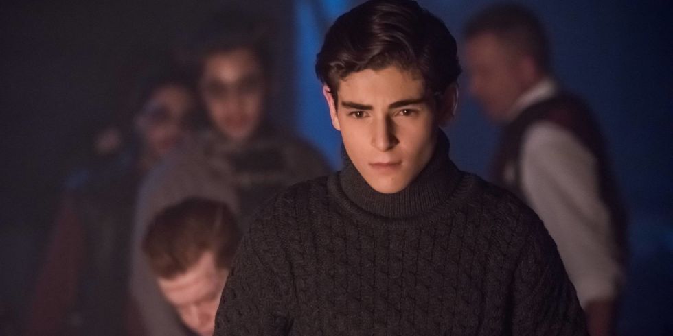 Gotham: FOX Releases First Look at Batman in Finale Poster - canceled ...