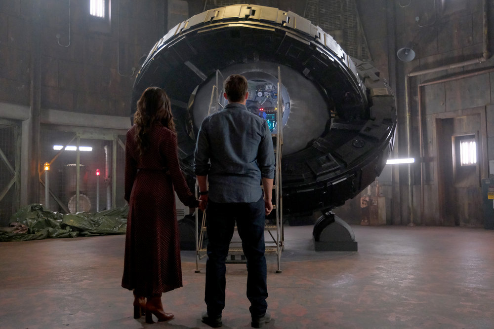 Timeless: NBC Releases Photos of "Miracle of Christmas" Series Finale ...