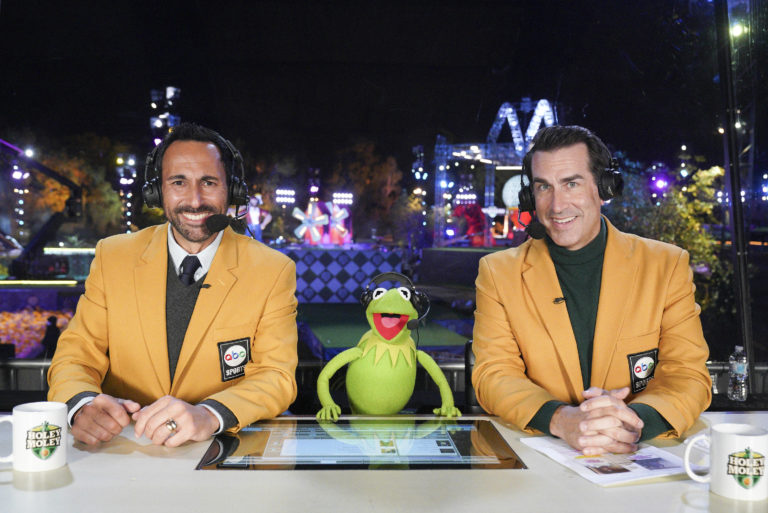 Holey Moley on ABC: cancelled? season five? - canceled + renewed TV ...