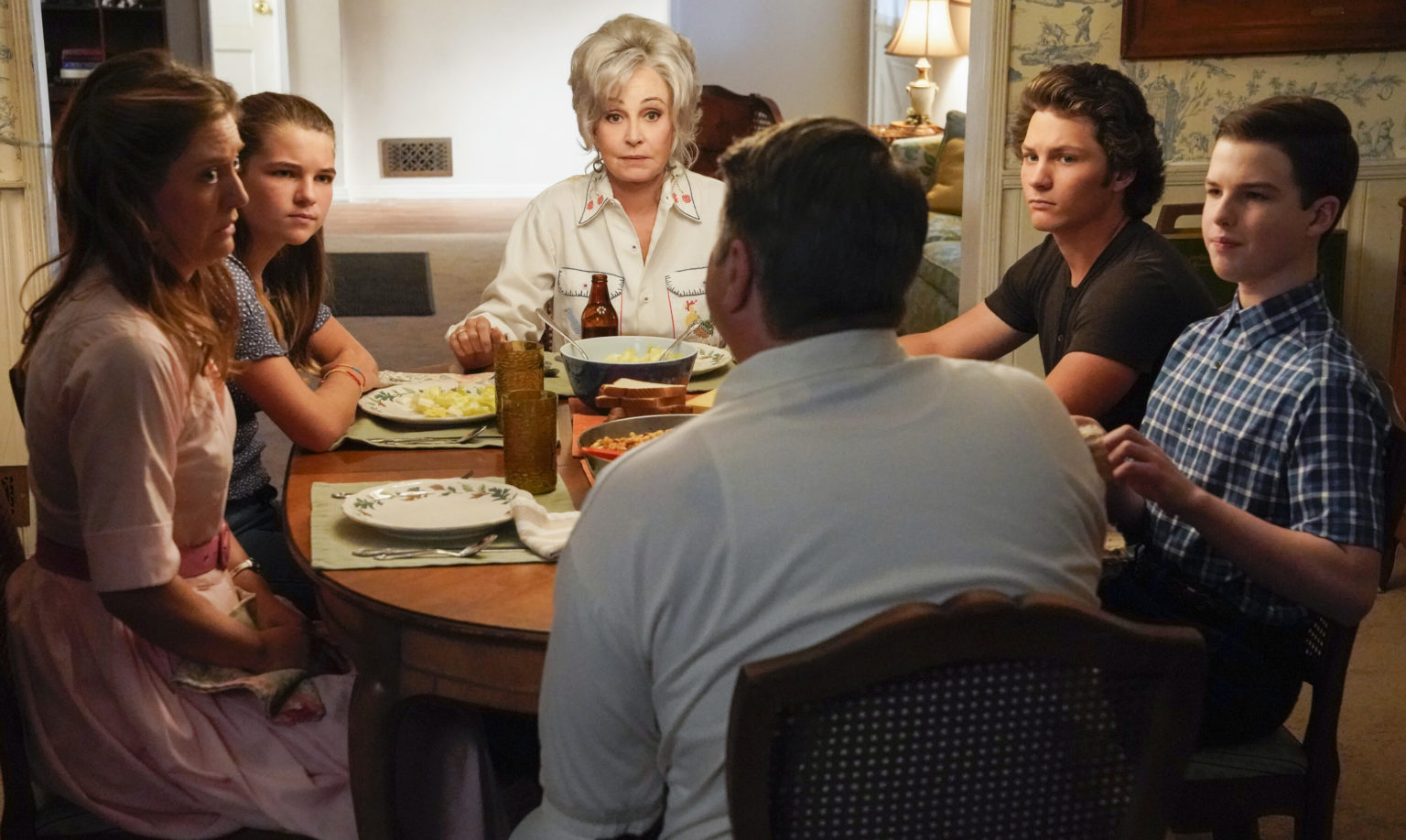 Young Sheldon on CBS: cancelled or season seven? - canceled + renewed ...