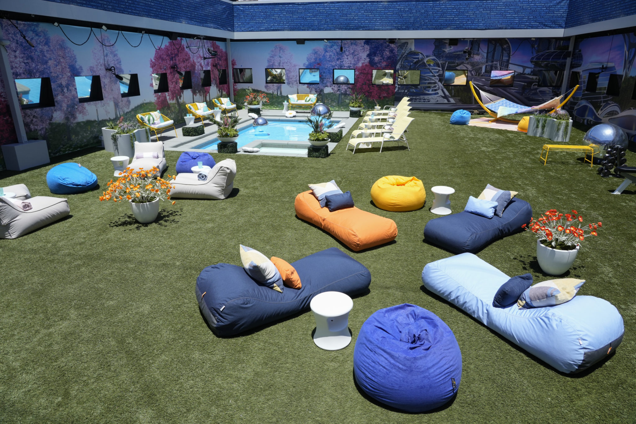 Big Brother on CBS: cancelled? season 27? - canceled + renewed TV shows ...