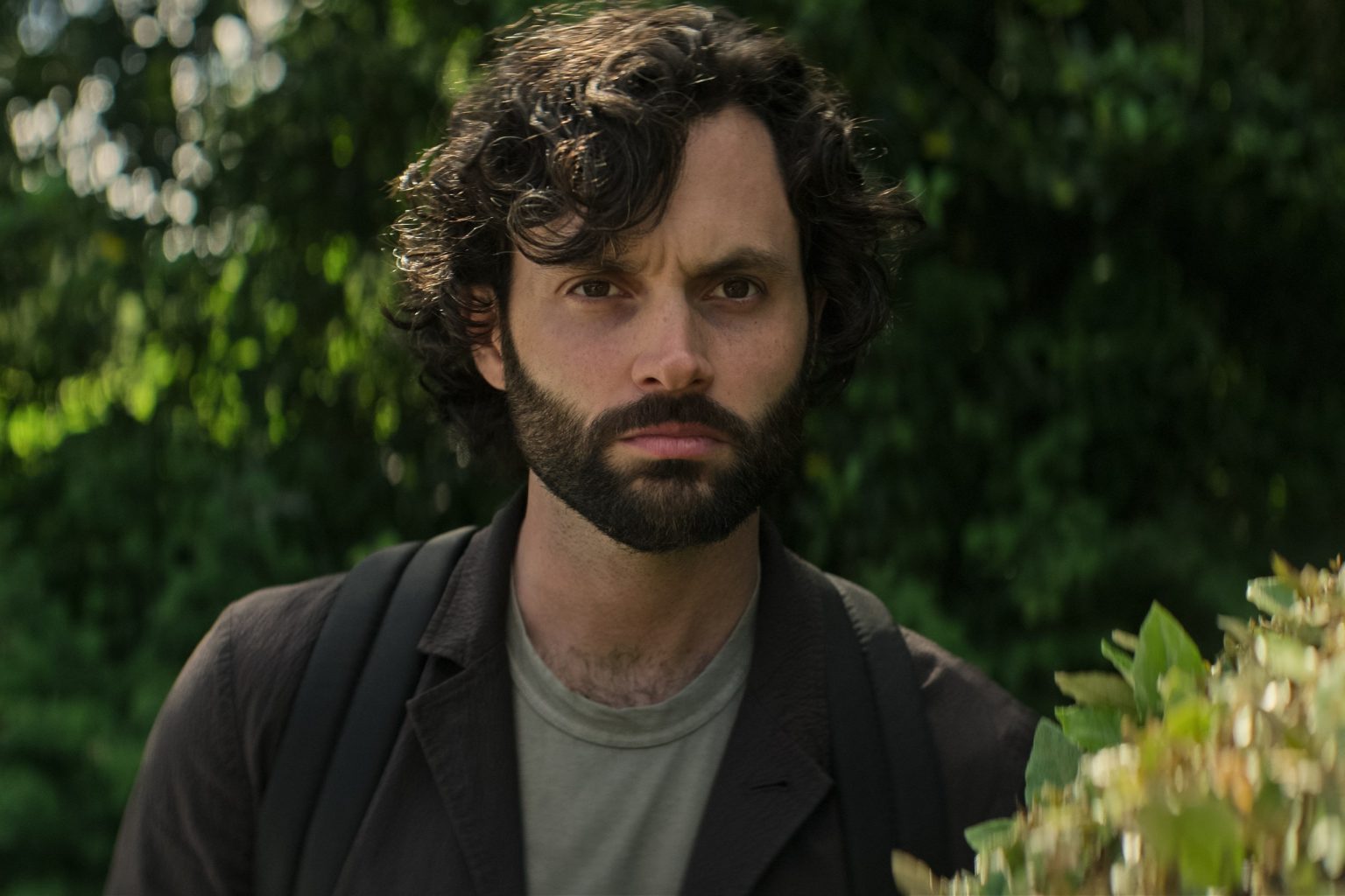 You: Season Five; Penn Badgley Finishes Filming the Series Finale of ...
