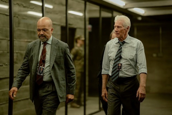 The Agency: Showtime Releases First-Look Photos for Spy Thriller ...